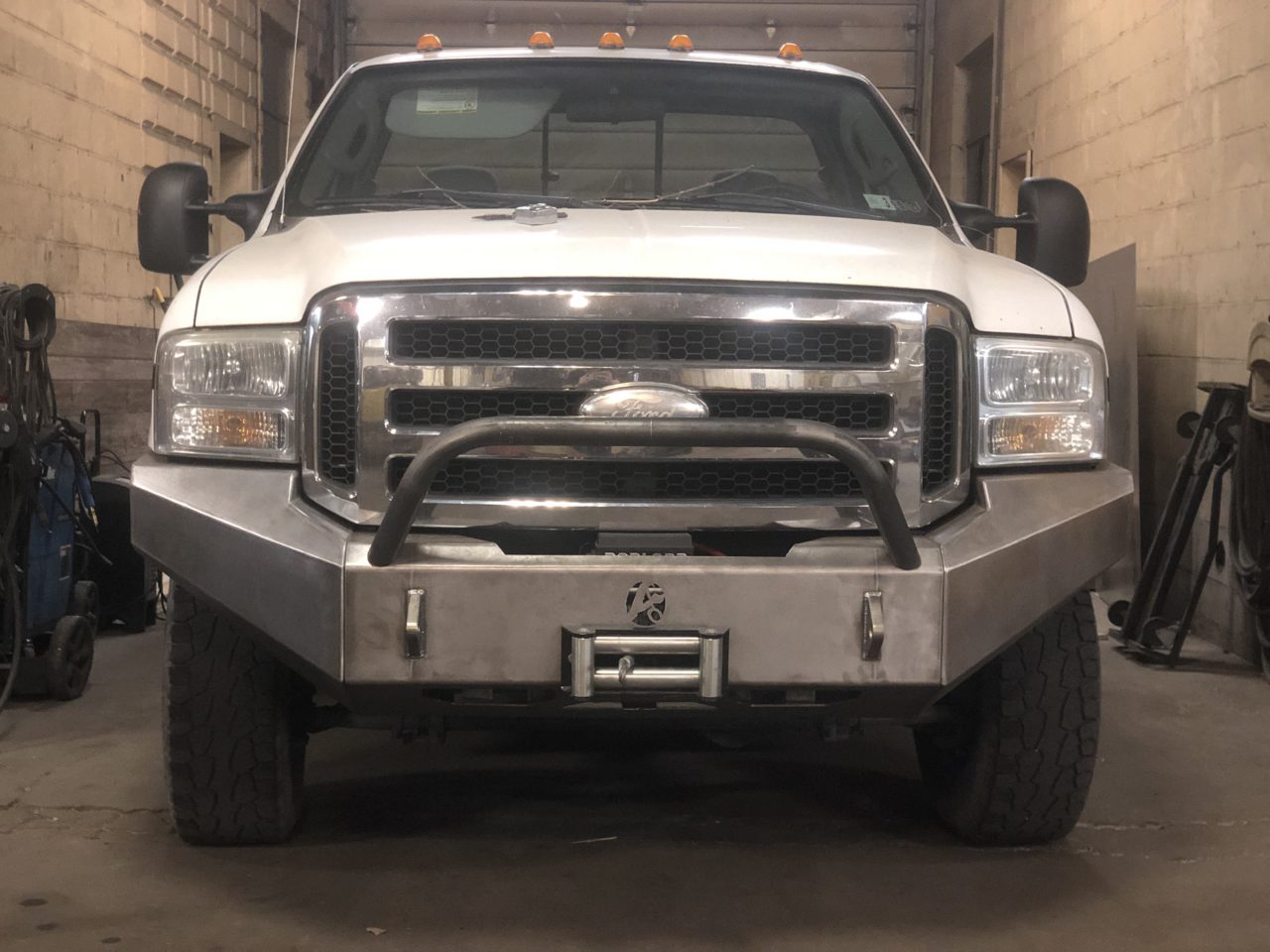 Modular Front Winch Bumper (2005-2007 F-250 & F-350)